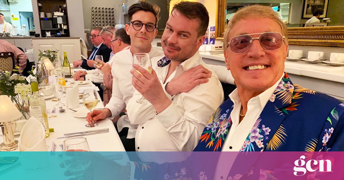 Dining Out, the social club for Irish gay men, celebrates 20 years with ...