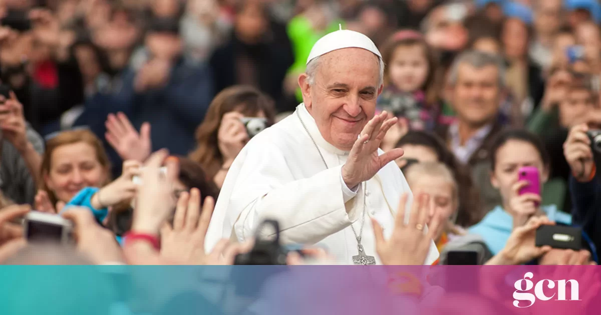 Pope welcomes group of trans women to Vatican dinner • GCN
