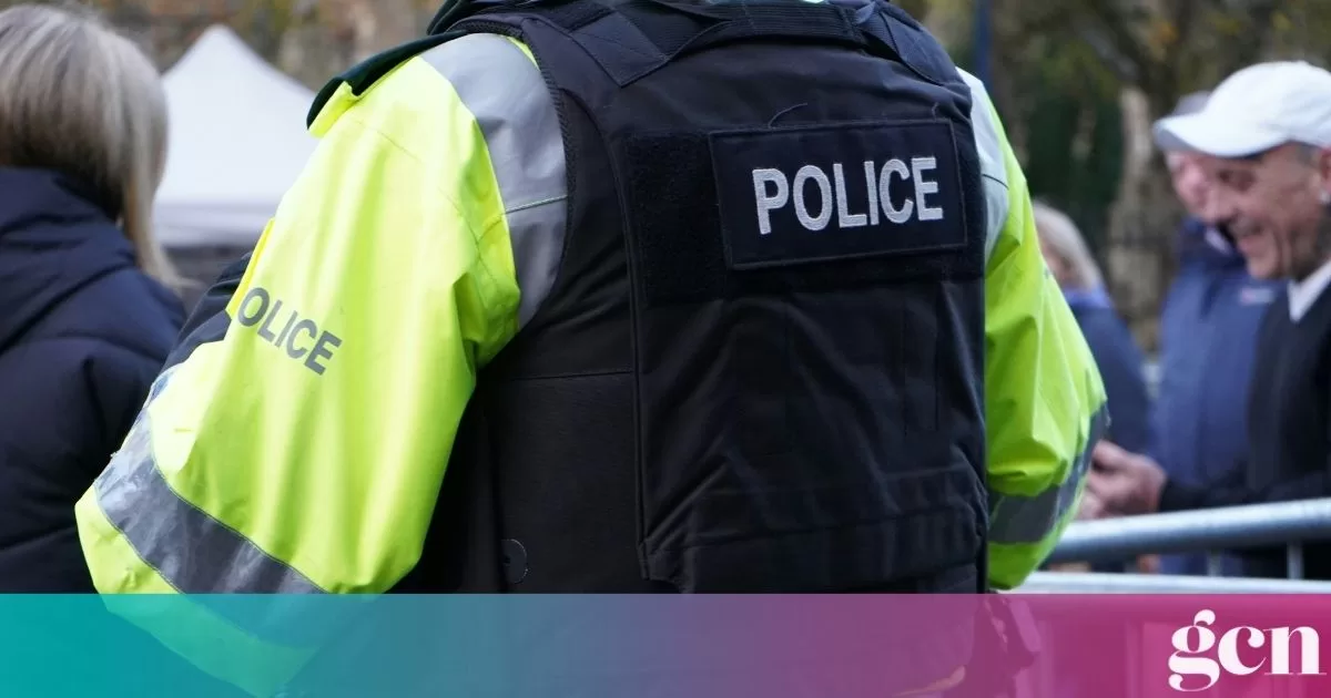 Three arrested in Northern Ireland in "violent right-wing extremism ...